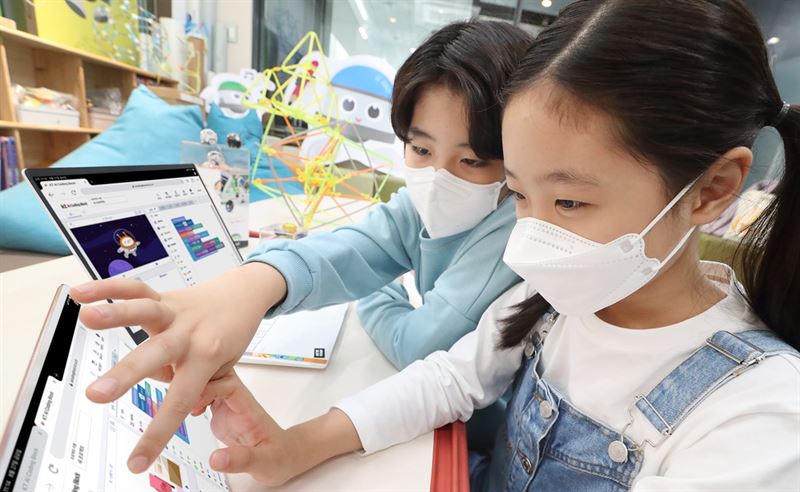 KT, AI·SW 교육 플랫폼 ‘KT AI 코딩블록’ 대규모 개편 | 뷰어스